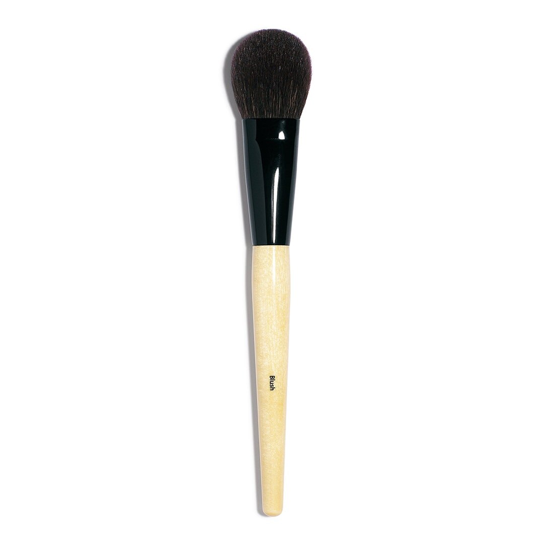 makeup blusher brush